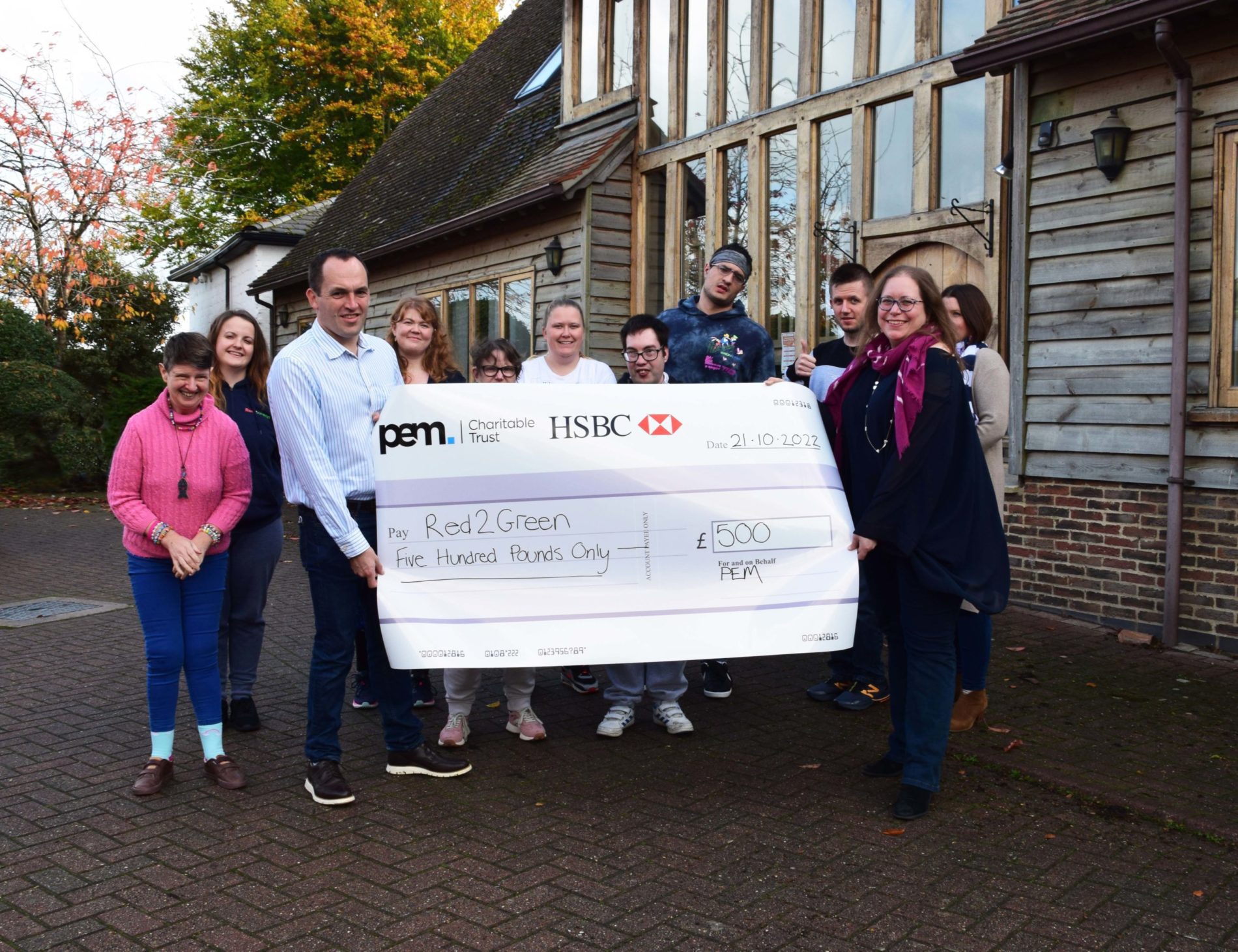 The PEM Charitable Trust donate to Red2Green - PEM